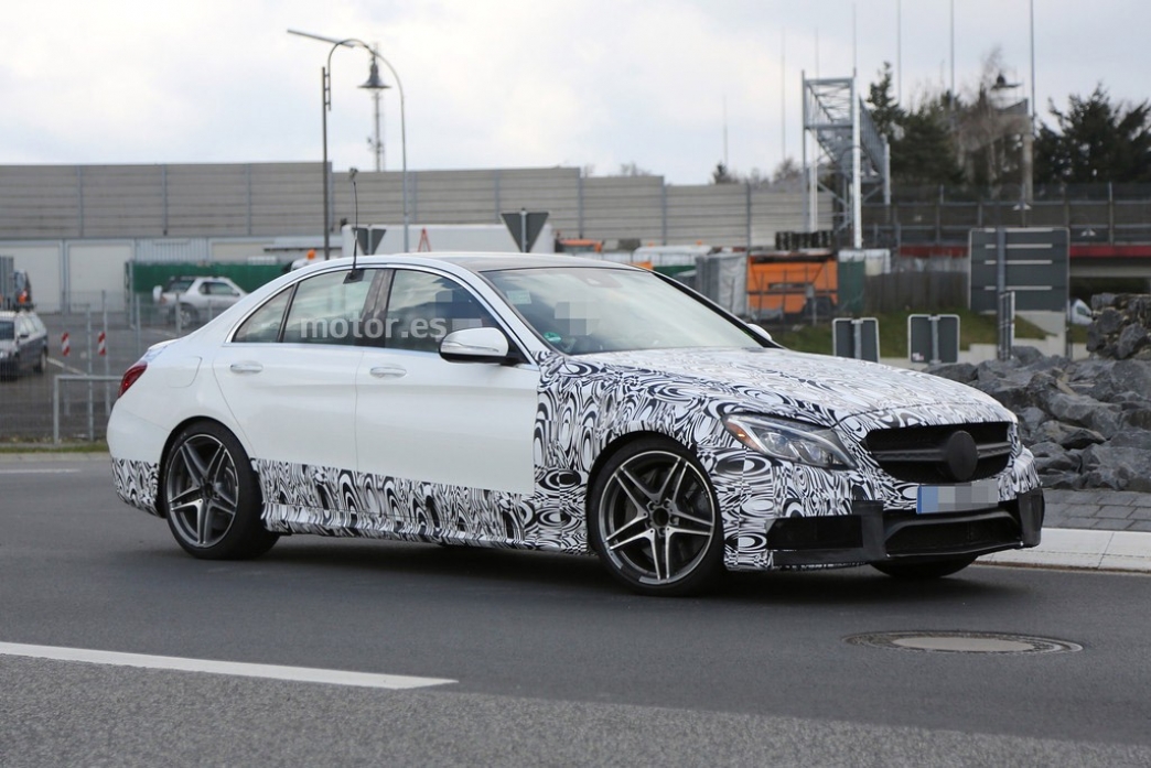 Mercedes C63 AMG 2015, un lobo con piel de cordero en Nürburgring ...