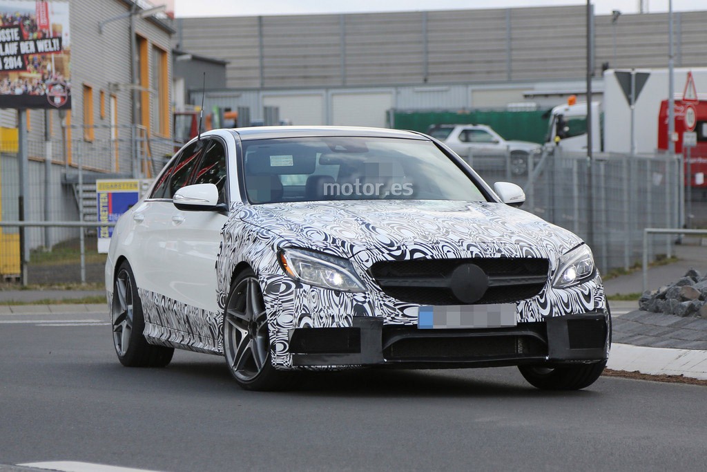 Mercedes C63 AMG 2015, un lobo con piel de cordero en Nürburgring ...
