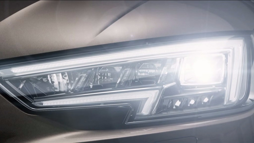 Audi presenta los faros Matrix LED del A4 en vídeo - Motor.es