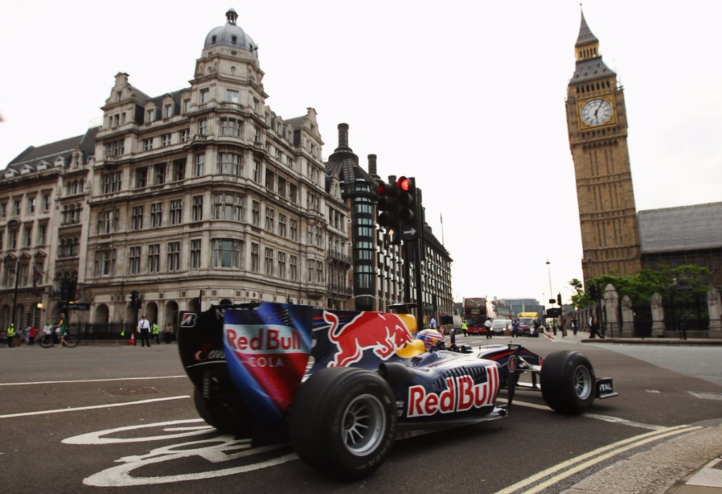 La Fórmula 1 al completo aterriza en las calles de Londres: 'F1 Live ...