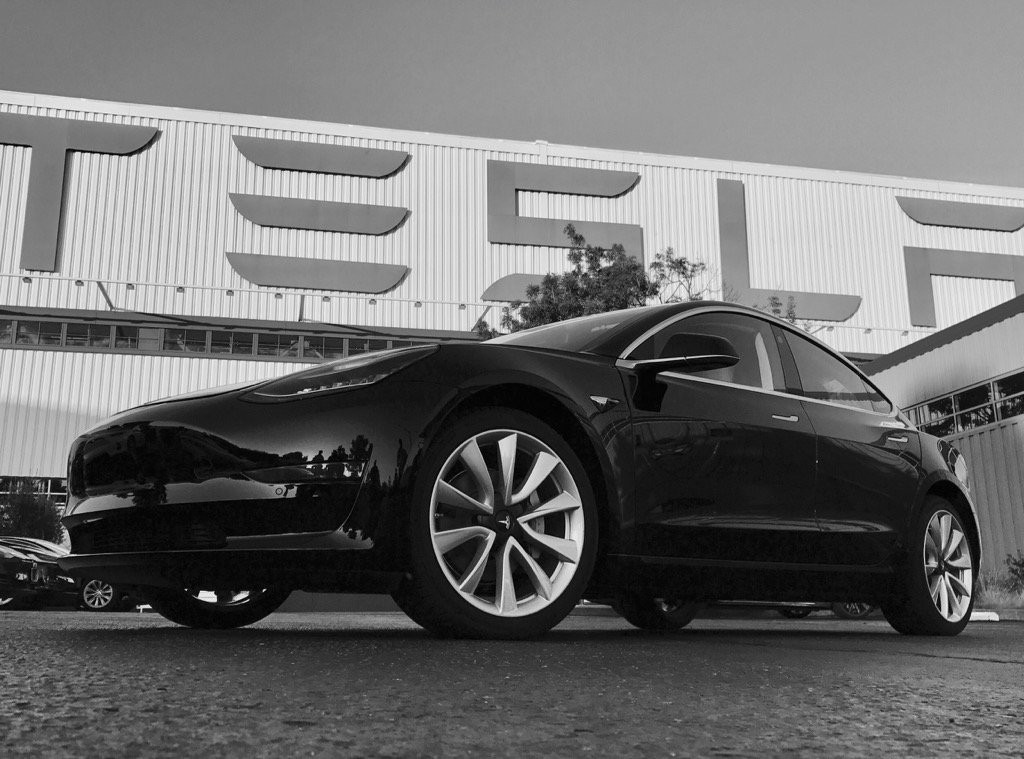 Tesla Model 3: precios y especificaciones de la gama al completo - Motor.es