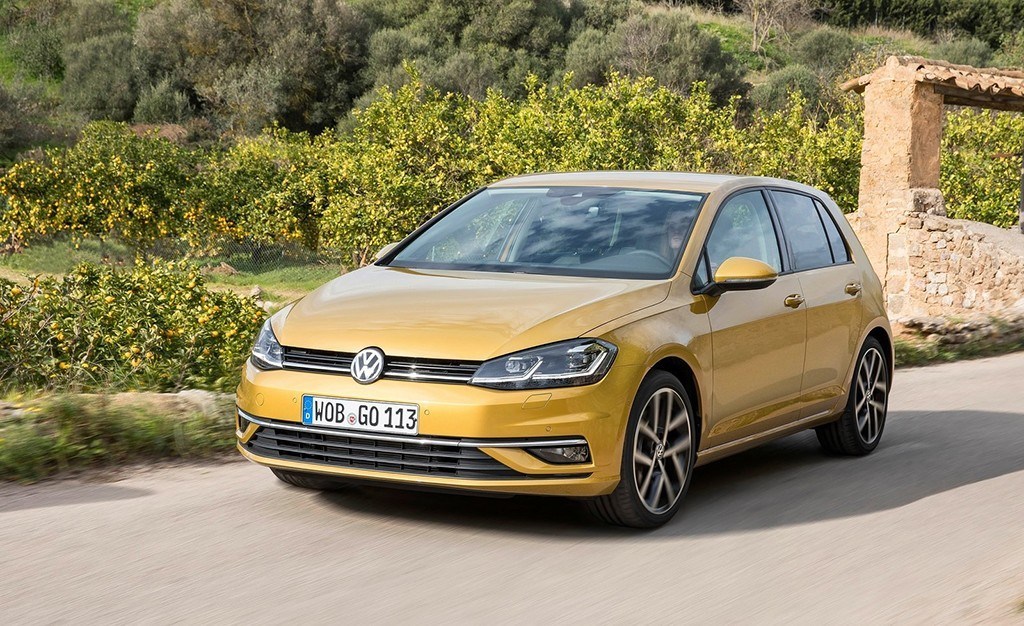 El nuevo Volkswagen Golf ya está disponible con motor TGI - Motor.es