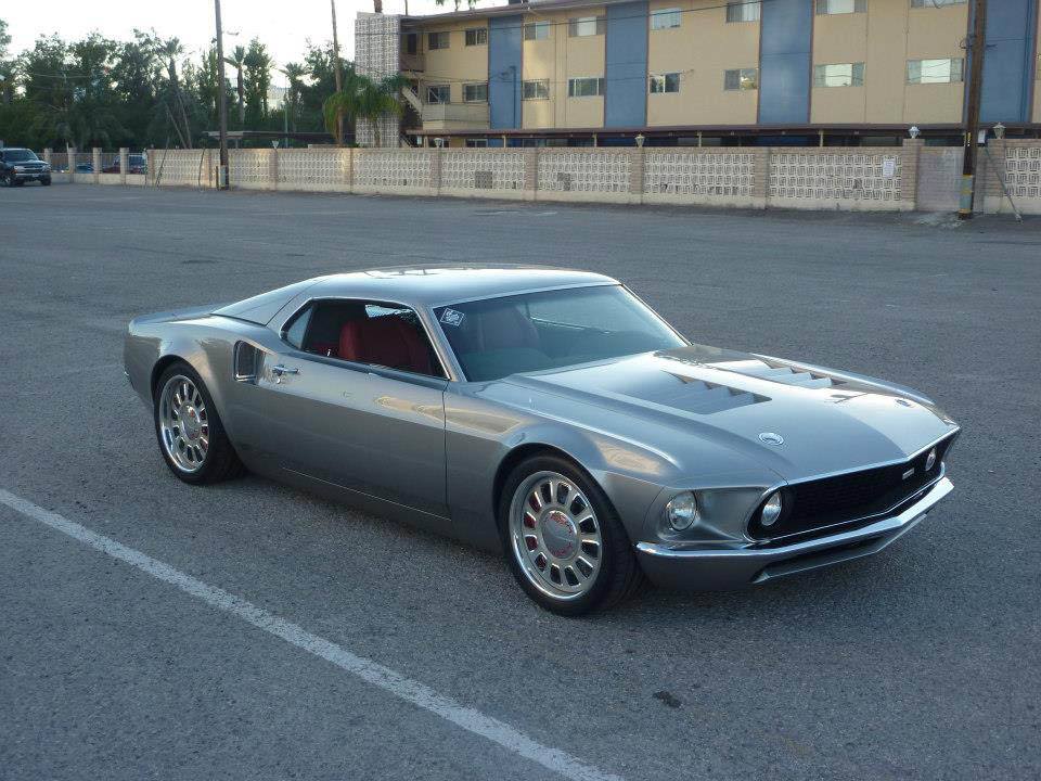 Ford Mach 40: el extraño Mustang de motor central - Motor.es