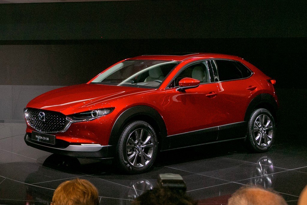 Mazda CX-30, la familia SUV crece con una opción intermedia - Motor.es