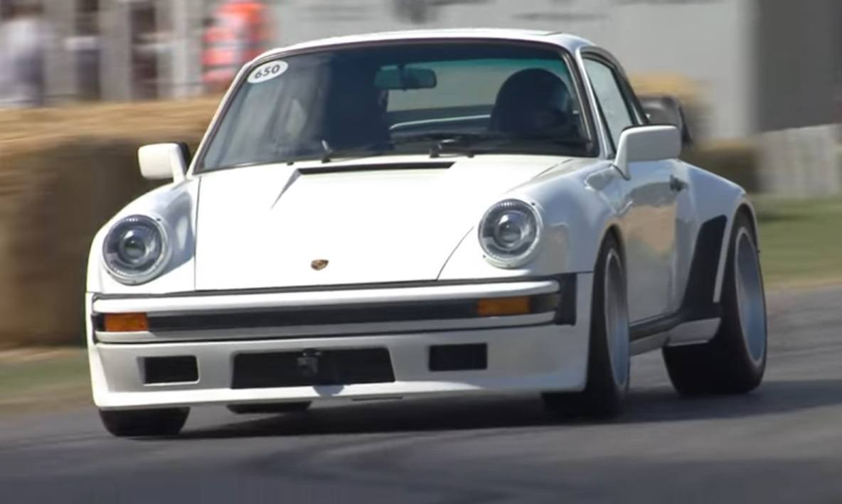 El primer Porsche 911 TAG Turbo con motor de F1 rodó en Goodwood [vídeo ...