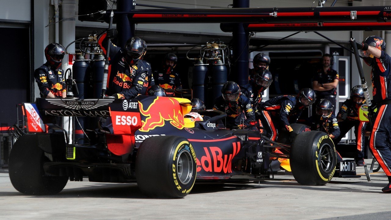 GP Brasil - Red Bull establece un nuevo récord de pit-stops: ¡1,82 ...