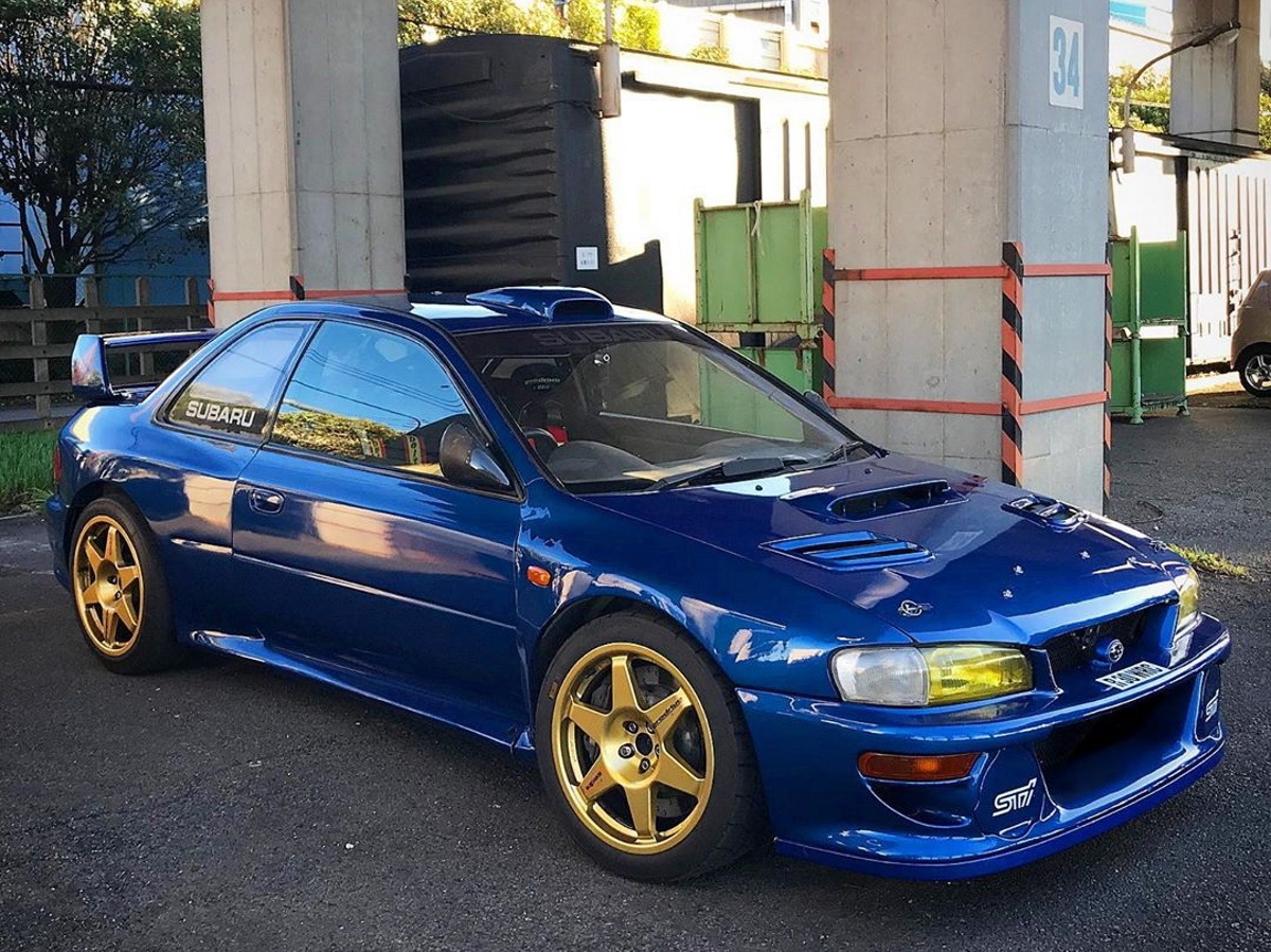 Un Subaru Impreza WRC 98 de Prodrive como vehículo de calle [vídeo ...