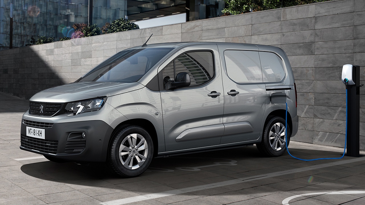 Peugeot e-Partner, una furgoneta eléctrica con hasta 275 kilómetros de ...